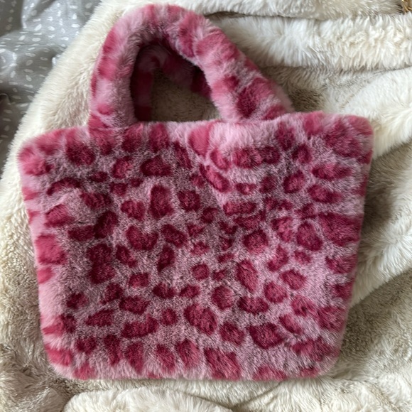 Bags | Fuzzy Cheetah Print Purse Without Tags Pink | Poshmark